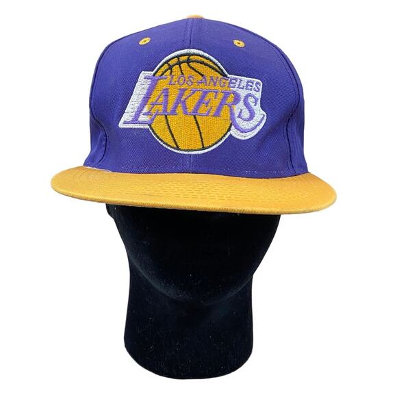 LOGO 7 | Accessories | Vintage Logo 7 La Lakers Nba Snapback Hat ...